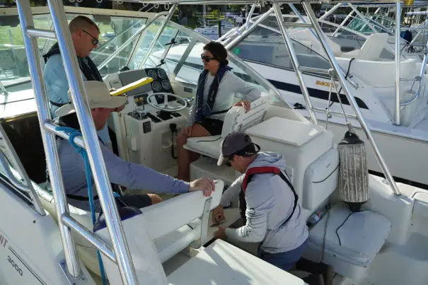 Private Powerboat Handling - Nonprofit Boating and Maritime School ...