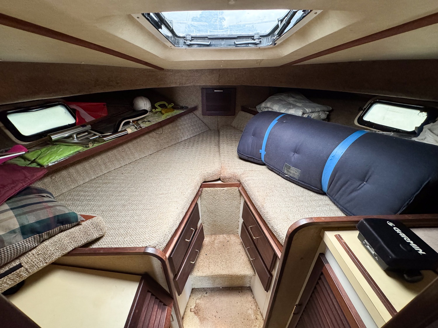 37′ Silverton 1981 | Nonprofit Boating and Maritime School | Chapman School